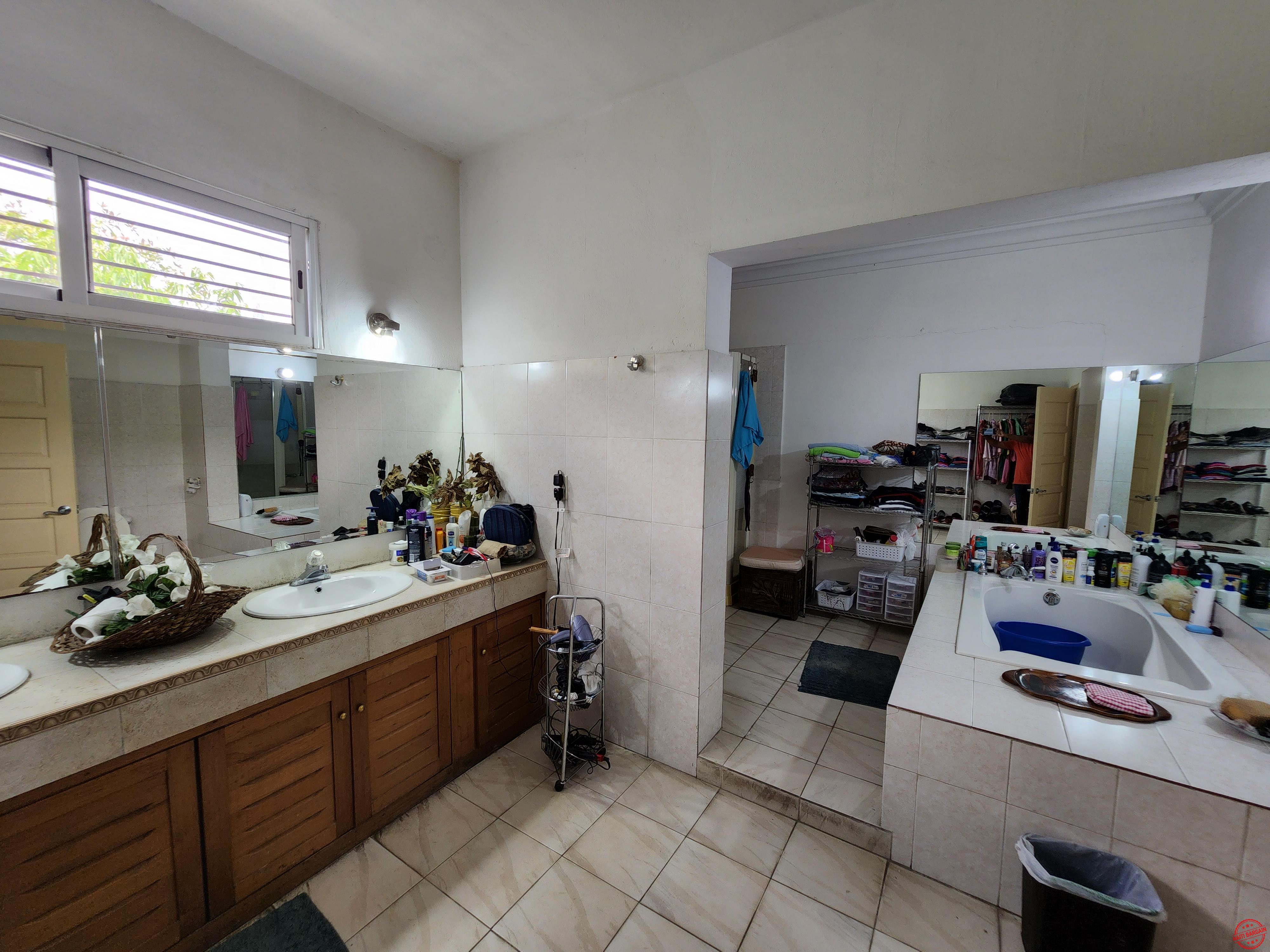 Homes For Sale - MAISON A VENDRE, ZONE: MORNE CALVAIRE